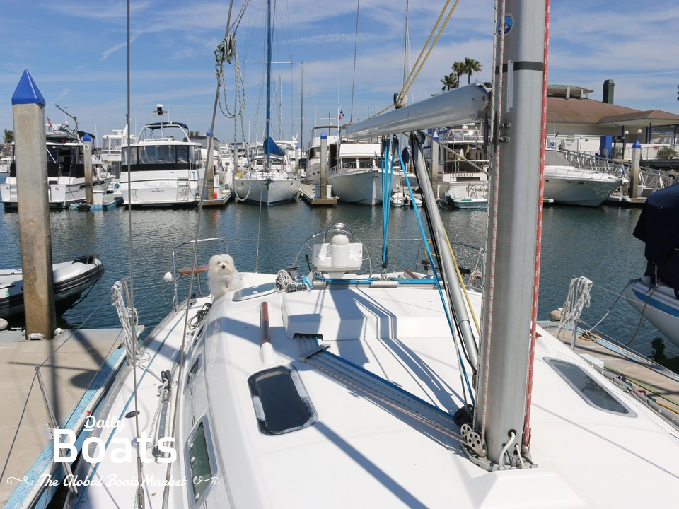 2000 Beneteau Oceanis 321 for sale. View price, photos and Buy 2000 ...