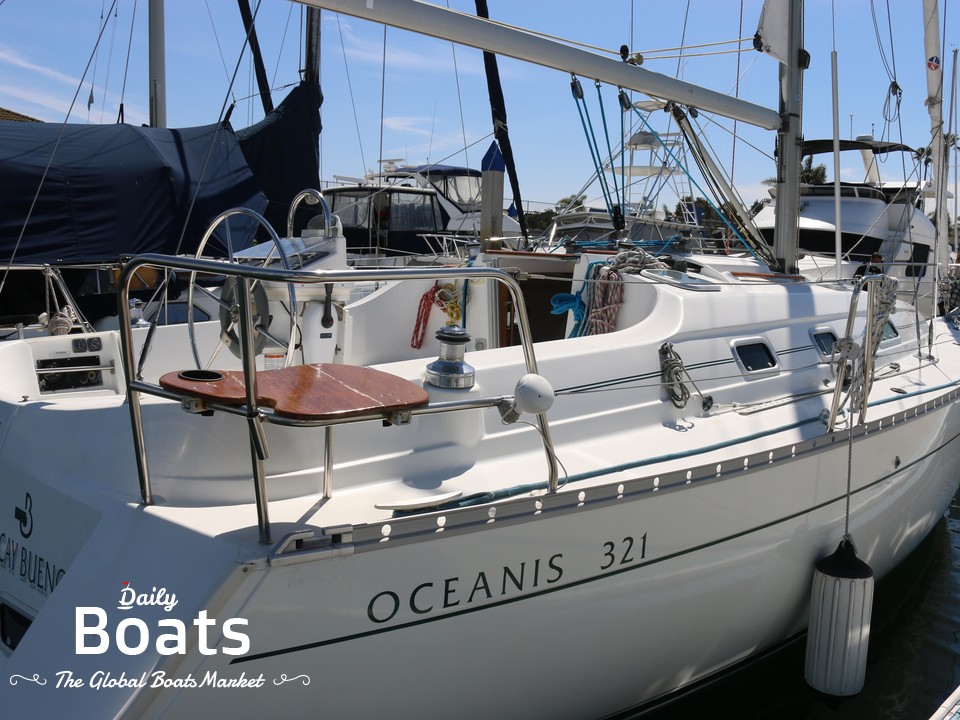 2000 Beneteau Oceanis 321 for sale. View price, photos and Buy 2000 ...