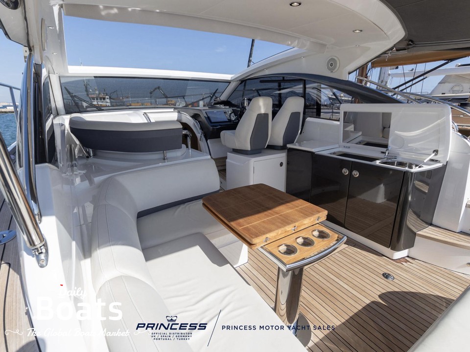 2017 Princess V39 for sale. View price, photos and Buy 2017 Princess ...