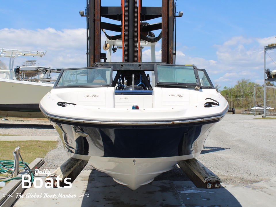 2019 Sea Ray Spx 190 Ob for sale. View price, photos and Buy 2019 Sea ...