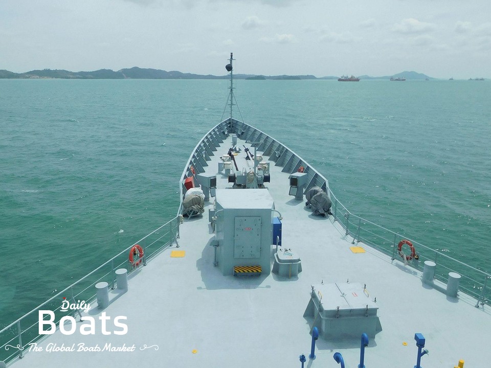 2000 Vosper Thornycroft Vt à vendre. Voir le prix, les photos et ...