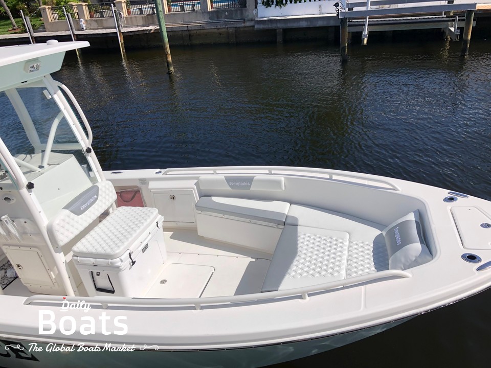 2005 Everglades 243 for sale. View price, photos and Buy 2005 ...