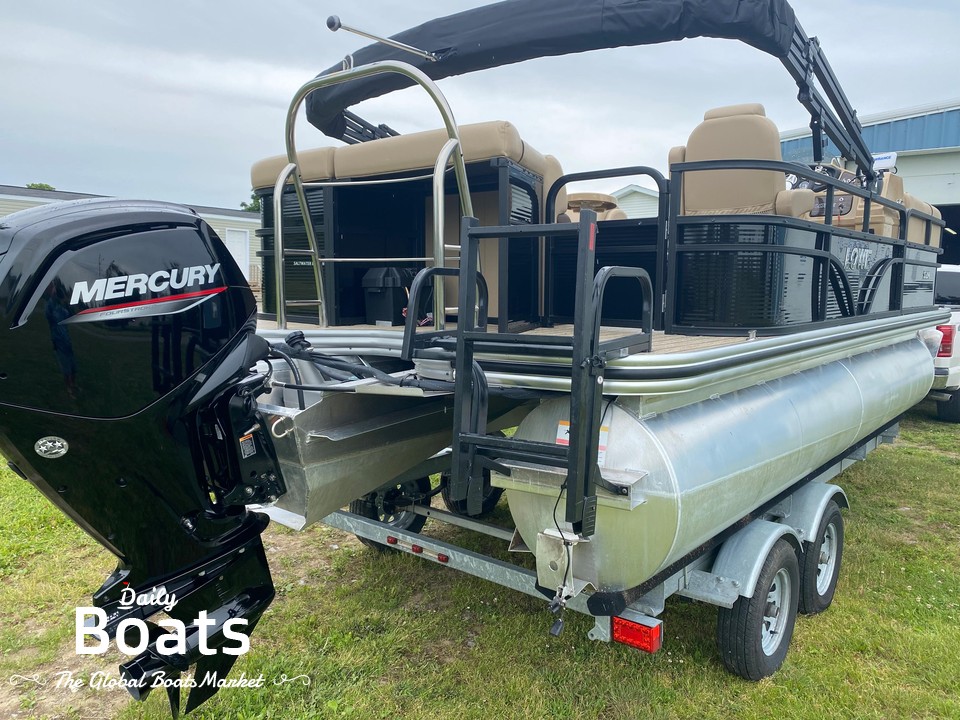2020 Lowe Ss 190 Pontoon for sale. View price, photos and Buy 2020 Lowe ...