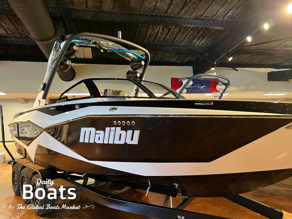 2022 Malibu Wakesetter 25 Lsv for sale. View price, photos and Buy 2022 ...