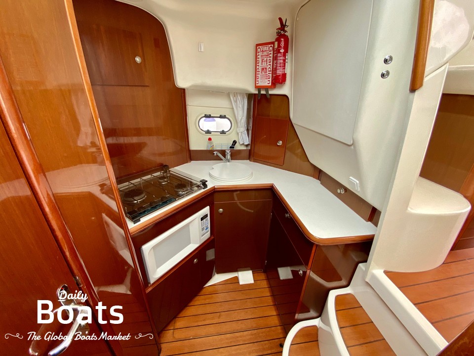 2002 Jeanneau Prestige 32 for sale. View price, photos and Buy 2002 ...