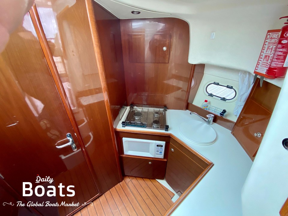 2002 Jeanneau Prestige 32 for sale. View price, photos and Buy 2002 ...