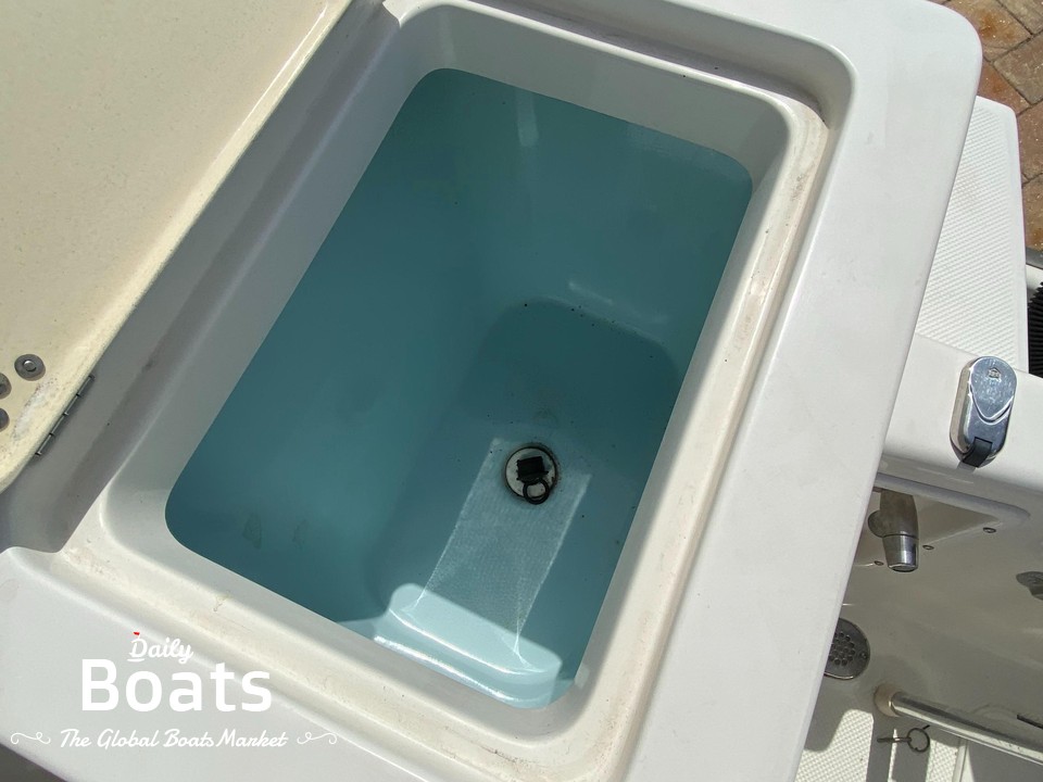 2011 Key West 225 Dc for sale. View price, photos and Buy 2011 Key West ...