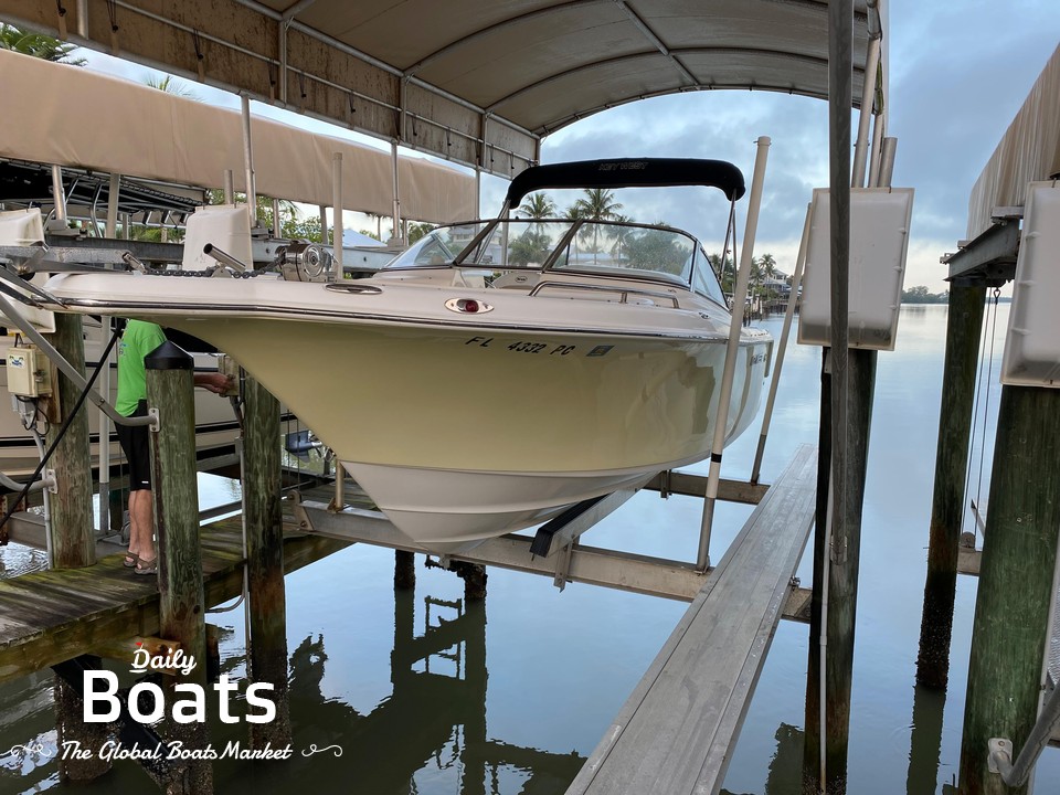 2011 Key West 225 Dc for sale. View price, photos and Buy 2011 Key West ...