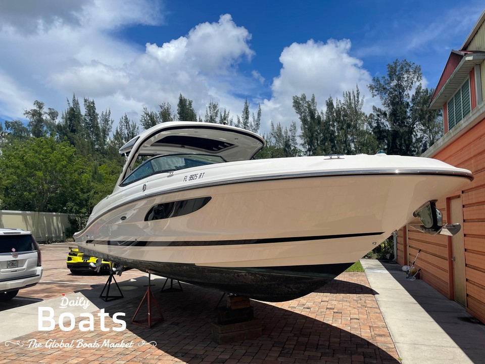 2018 Sea Ray Slx 350 Ob for sale. View price, photos and Buy 2018 Sea ...