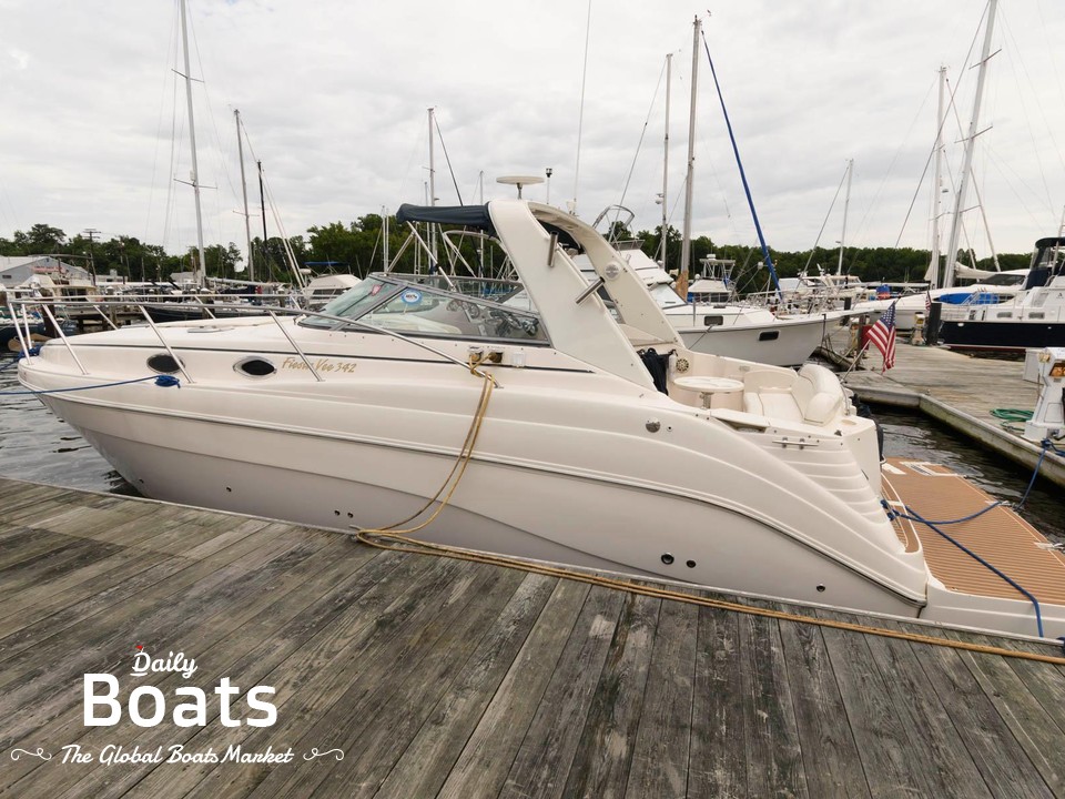 2005 Rinker Fiesta Vee 342 for sale. View price, photos and Buy 2005 ...