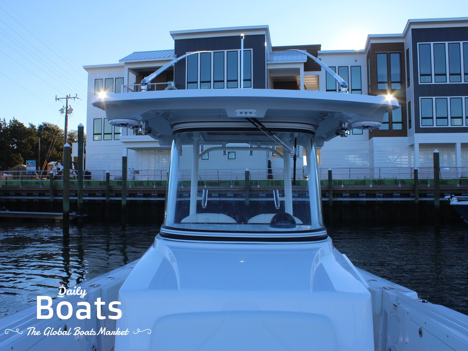 2022 Edgewater 320Cc for sale. View price, photos and Buy 2022 ...