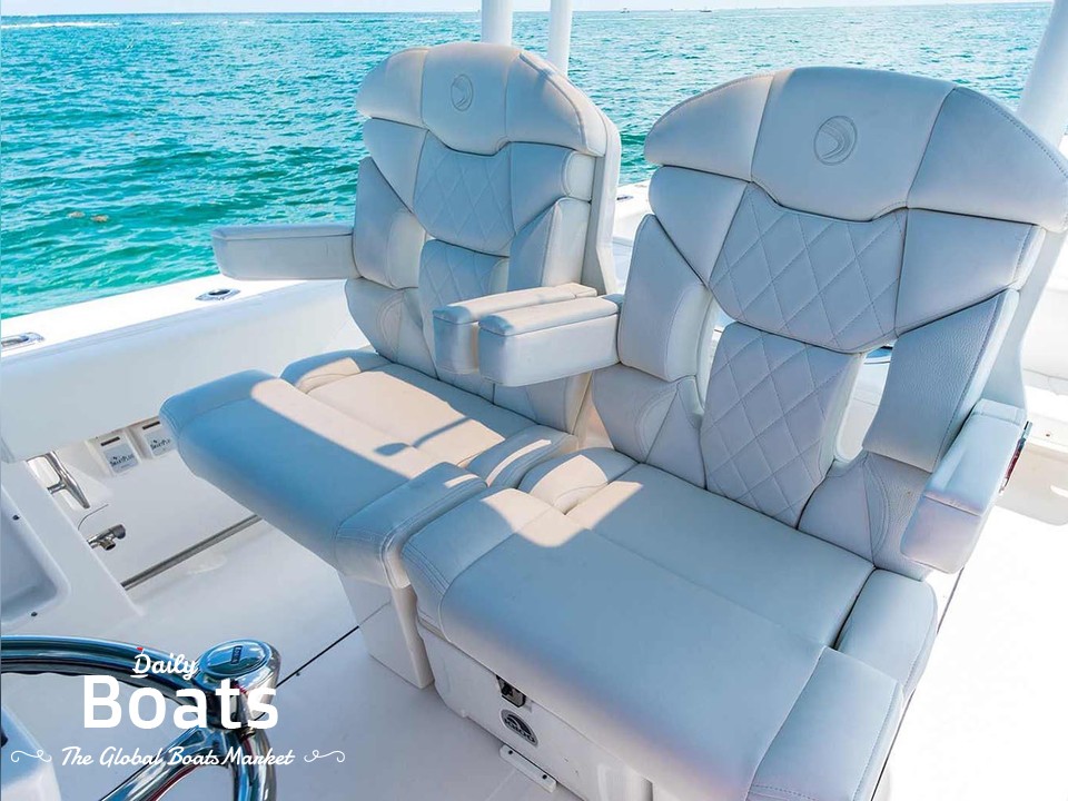 2022 Edgewater 320Cc for sale. View price, photos and Buy 2022 ...