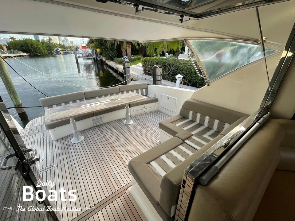 2015 Riviera 5000 Sport Yacht for sale. View price, photos and Buy 2015 ...