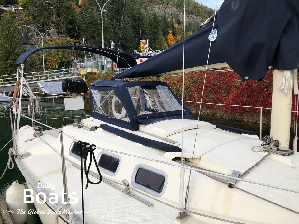 1985 Hunter 25.5 for sale. View price, photos and Buy 1985 Hunter 25.5 ...