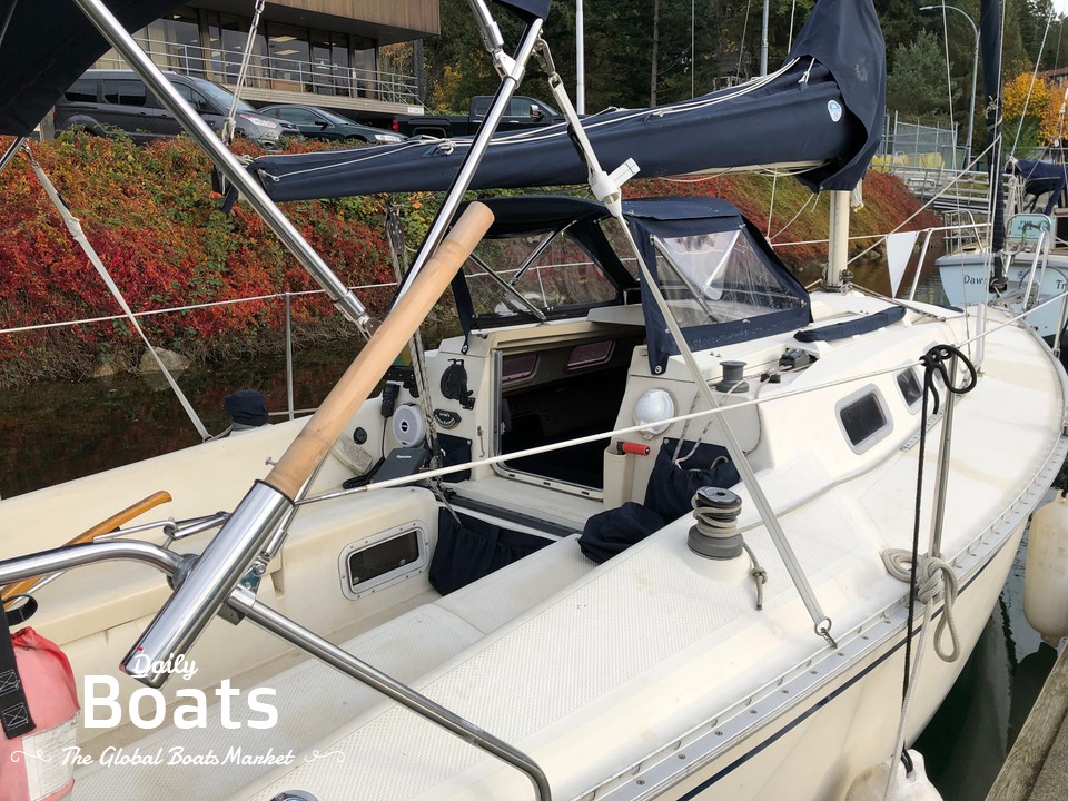 1985 Hunter 25.5 for sale. View price, photos and Buy 1985 Hunter 25.5 ...