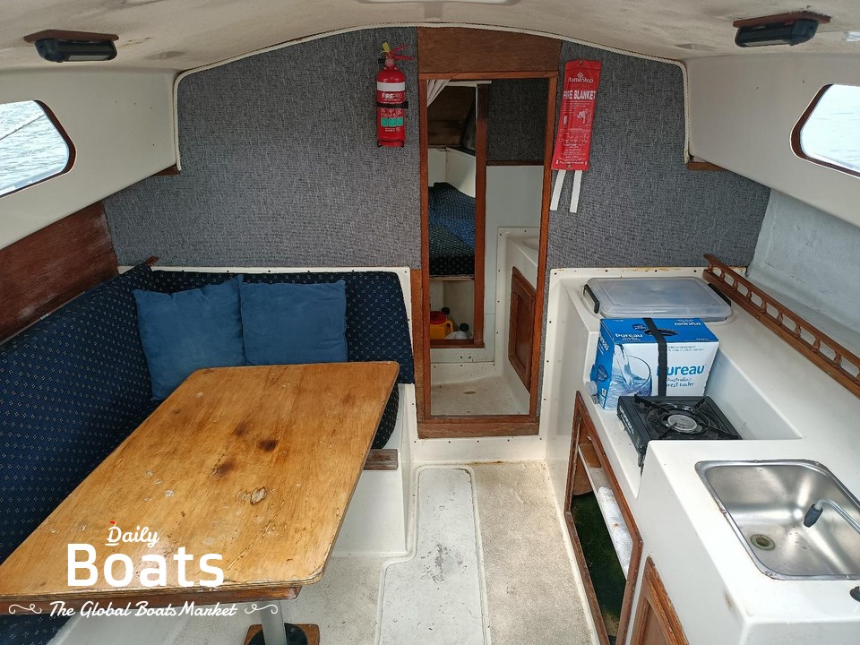 1981 Hutton 28 for sale. View price, photos and Buy 1981 Hutton 28 #288781