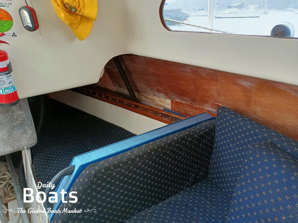 1981 Hutton 28 for sale. View price, photos and Buy 1981 Hutton 28 #288781