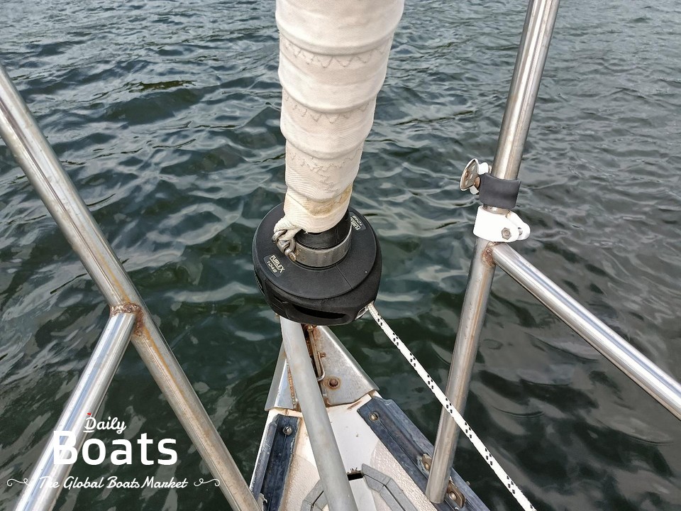 1981 Hutton 28 for sale. View price, photos and Buy 1981 Hutton 28 #288781