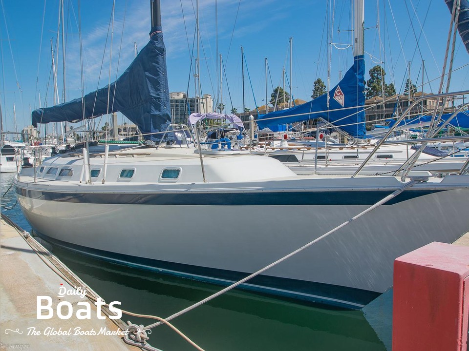 1988 Ericson 38-200 for sale. View price, photos and Buy 1988 Ericson ...