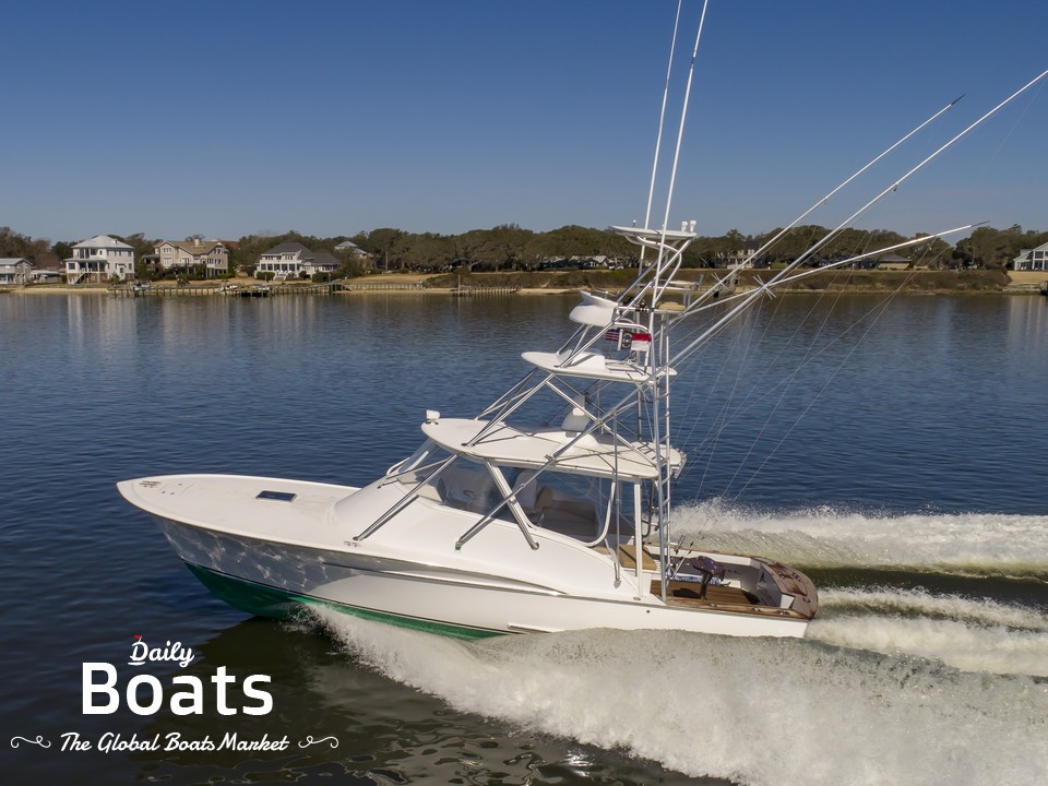 2007 Custom Carolina 35 Shearline Boats Express for sale. View price ...