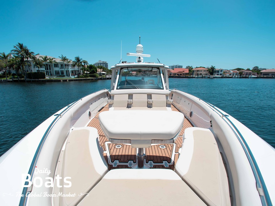 2017 Boston Whaler 420 Outrage for sale. View price, photos and Buy ...