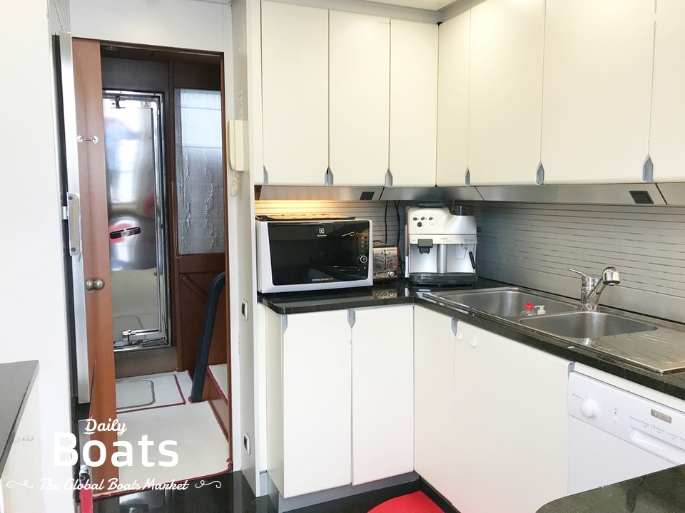 2000 Sanlorenzo Sl82 for sale. View price, photos and Buy 2000 ...