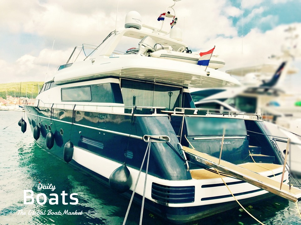 2000 Sanlorenzo Sl82 for sale. View price, photos and Buy 2000 ...