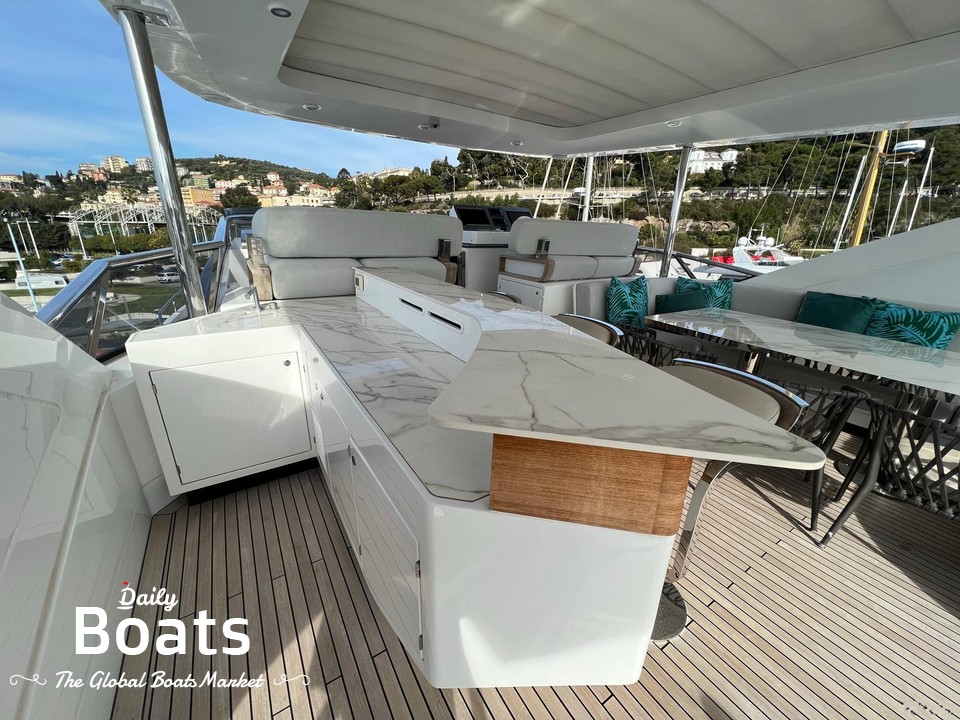 2019 Azimut 27 Grande for sale. View price, photos and Buy 2019 Azimut ...