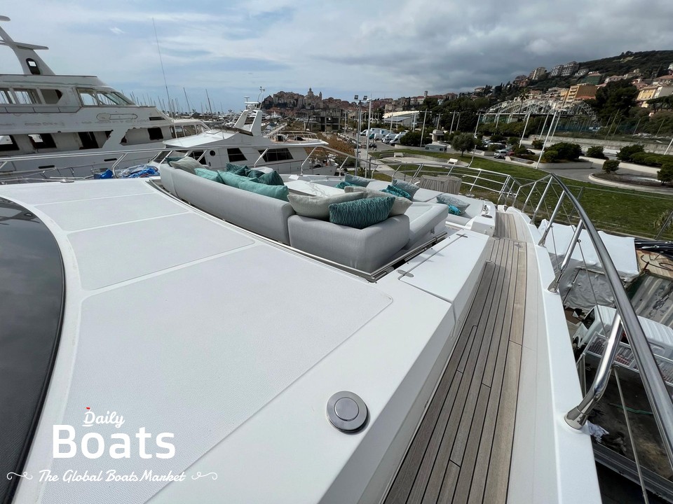 2019 Azimut 27 Grande for sale. View price, photos and Buy 2019 Azimut ...