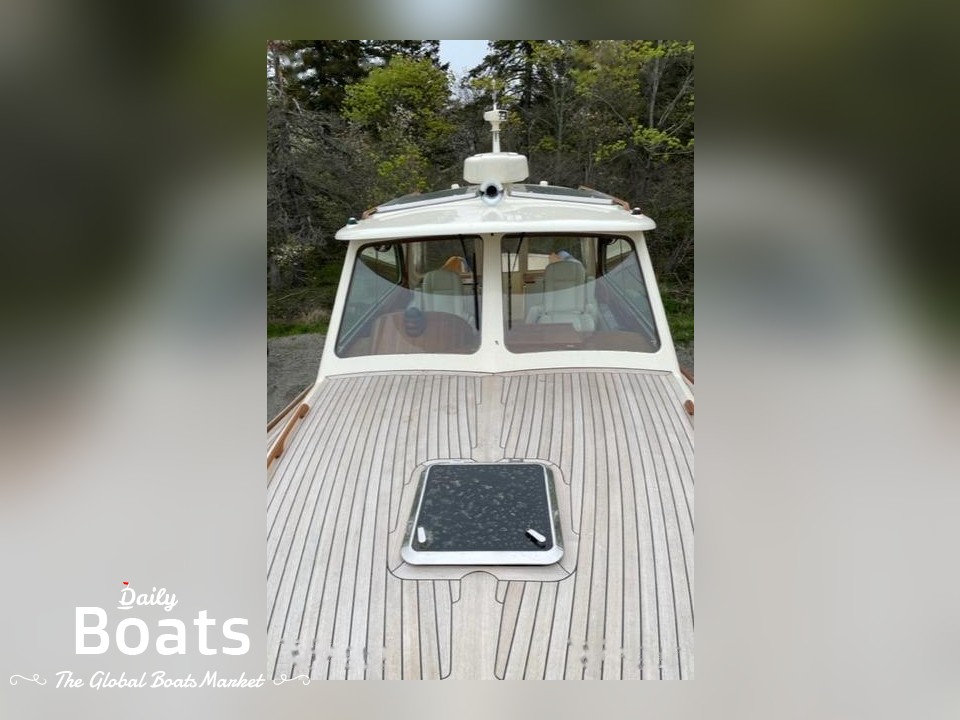 2009 Hinckley Picnic Boat Mkiii for sale. View price, photos and Buy ...