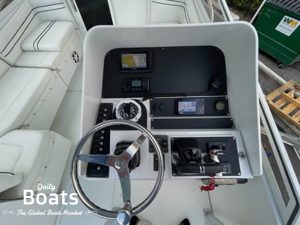 1995 Contender 35 Express Side Console for sale. View price, photos and ...