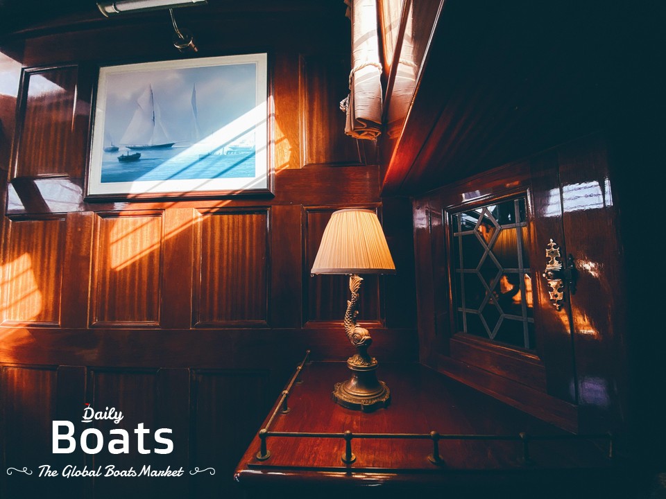 1989 Alan Pape David Walkey for sale. View price, photos and Buy 1989 ...