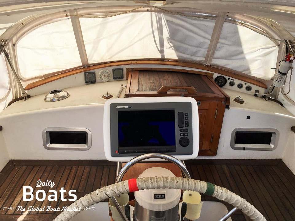 1984 Spindrift 46 Center Cockpit Cutter for sale. View price, photos ...