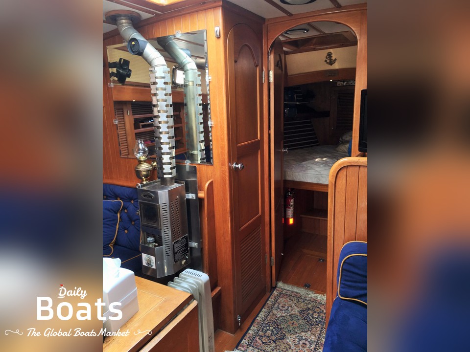 1984 Spindrift 46 Center Cockpit Cutter for sale. View price, photos ...