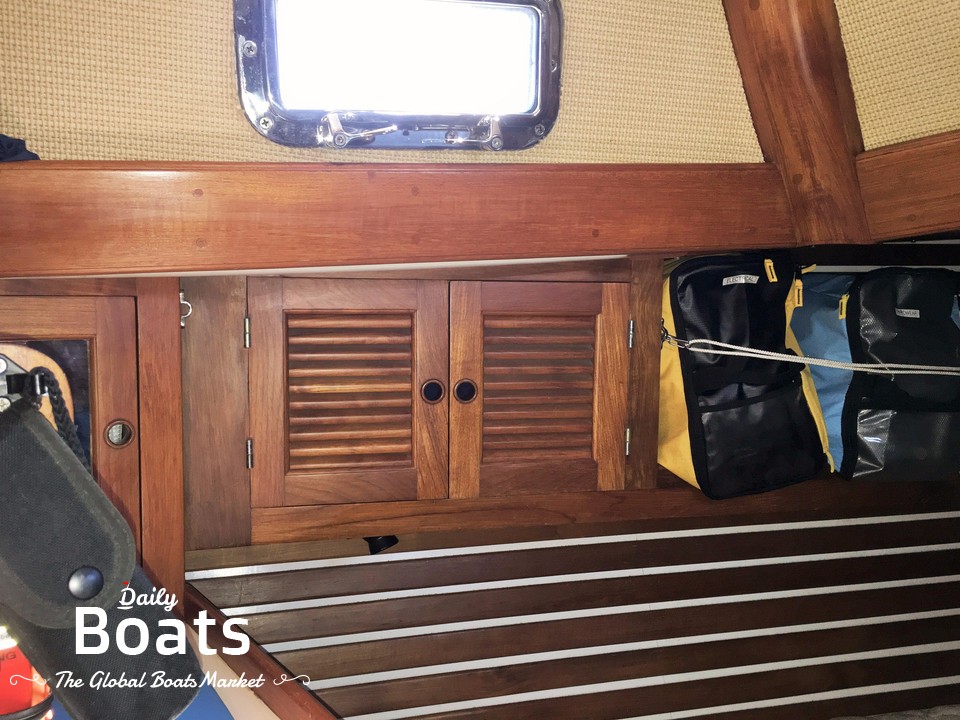 1984 Spindrift 46 Center Cockpit Cutter for sale. View price, photos ...