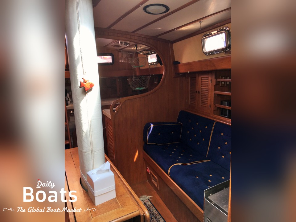 1984 Spindrift 46 Center Cockpit Cutter for sale. View price, photos ...