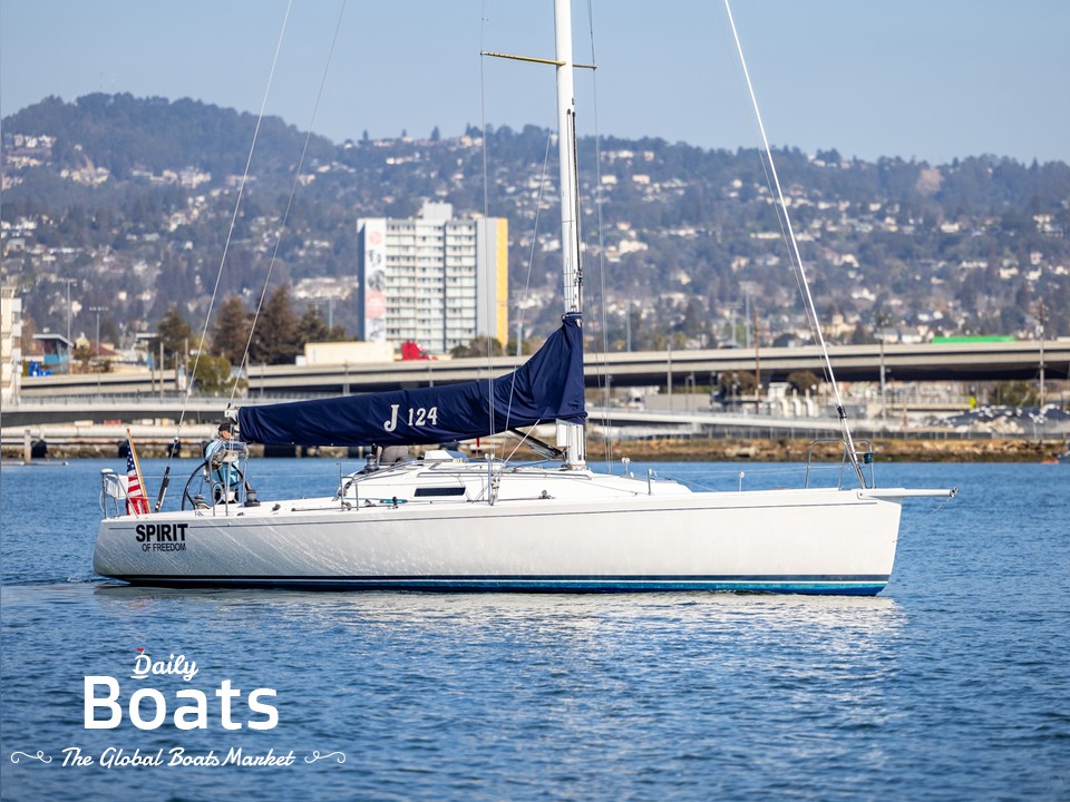 2006 J Boats J/124 for sale. View price, photos and Buy 2006 J Boats J ...