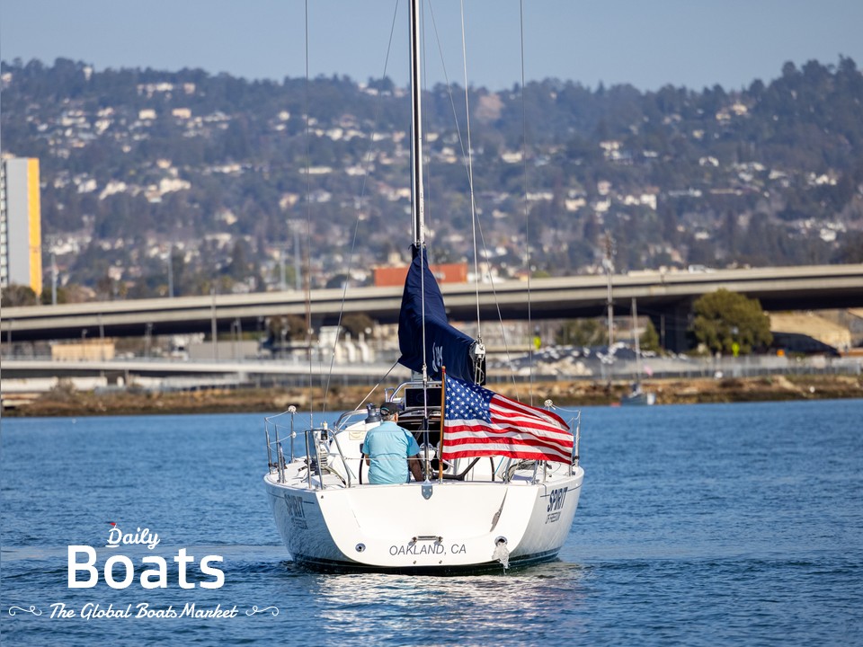 2006 J Boats J/124 for sale. View price, photos and Buy 2006 J Boats J ...