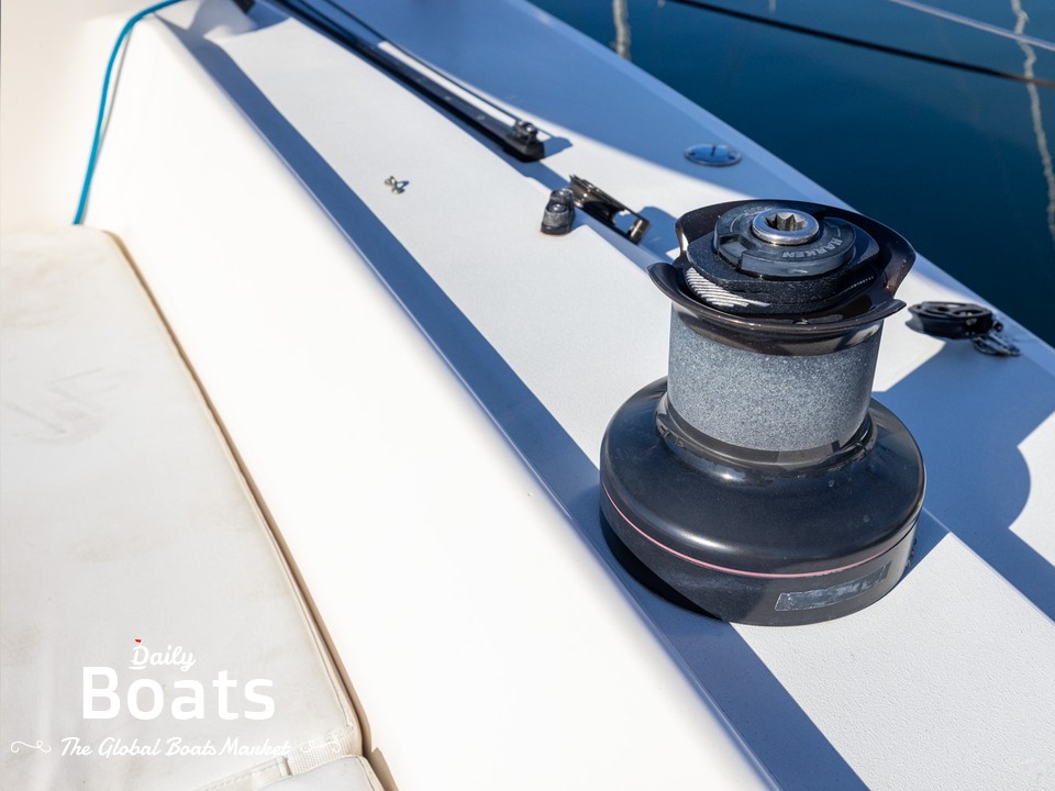 2006 J Boats J/124 for sale. View price, photos and Buy 2006 J Boats J ...