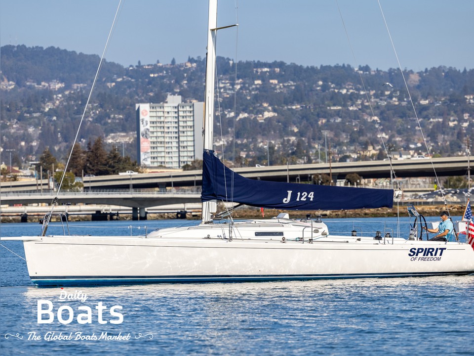 2006 J Boats J/124 for sale. View price, photos and Buy 2006 J Boats J ...