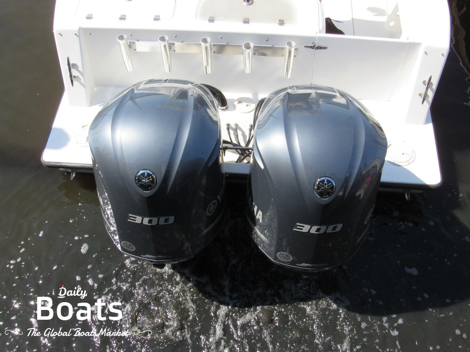 2002 Contender 31 Fish Around for sale. View price, photos and Buy 2002 ...