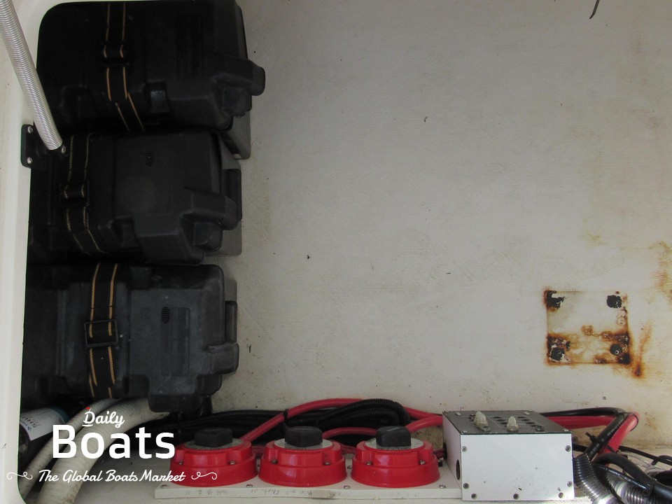 2002 Contender 31 Fish Around for sale. View price, photos and Buy 2002 ...