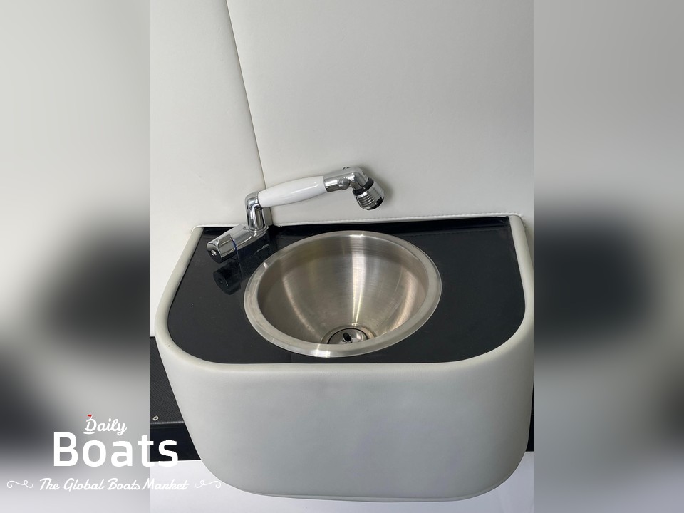 2021 Front Runner 36 Center Console for sale. View price, photos and ...