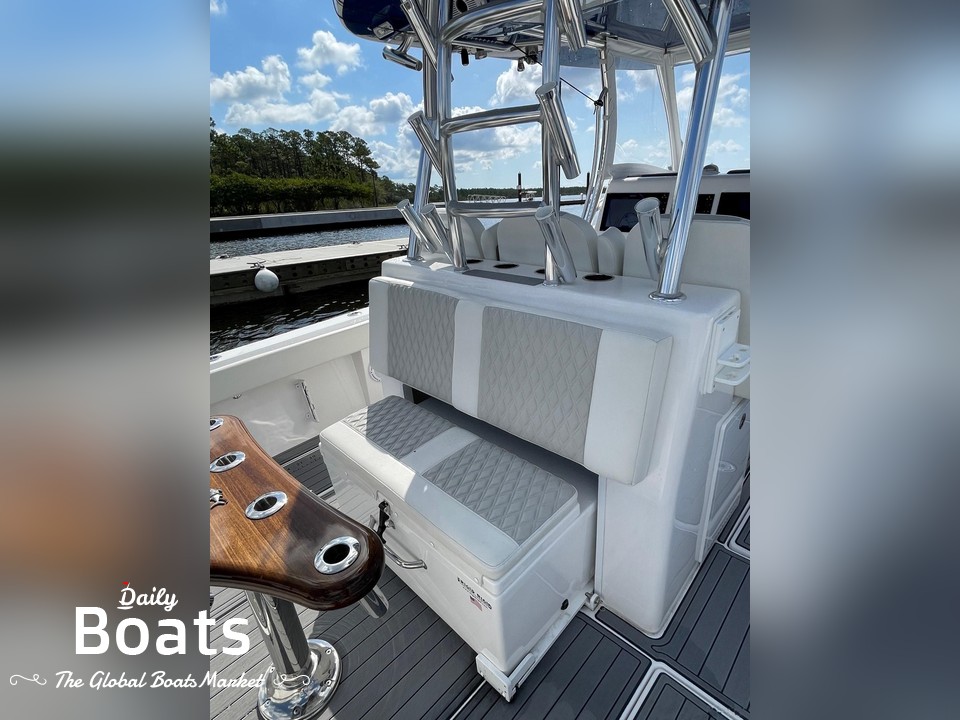 2021 Front Runner 36 Center Console for sale. View price, photos and ...