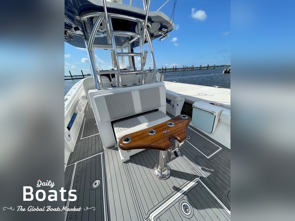 2021 Front Runner 36 Center Console for sale. View price, photos and ...