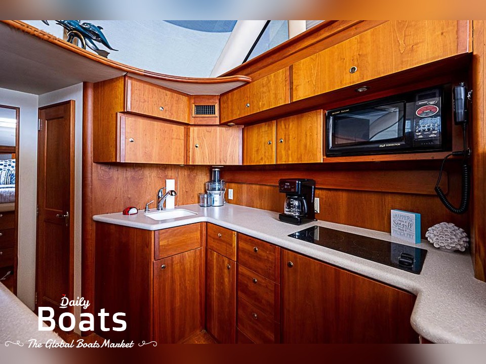 2004 Silverton 42 Convertible for sale. View price, photos and Buy 2004 ...