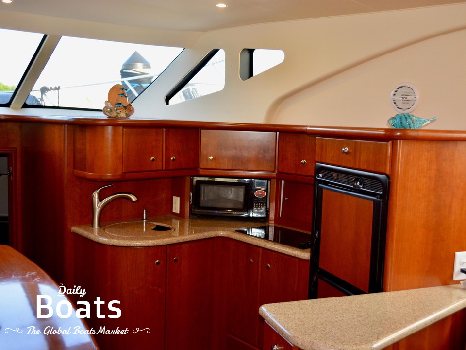 2006 Silverton 35 Motor Yacht for sale. View price, photos and Buy 2006 ...