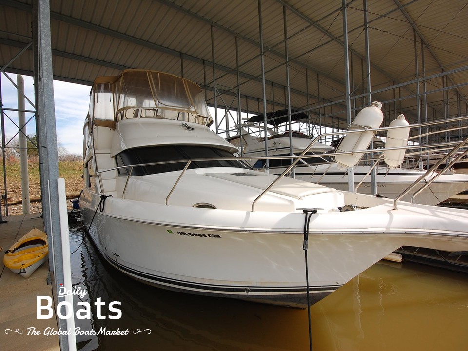 1999 Silverton 392 Motor Yacht for sale. View price, photos and Buy ...