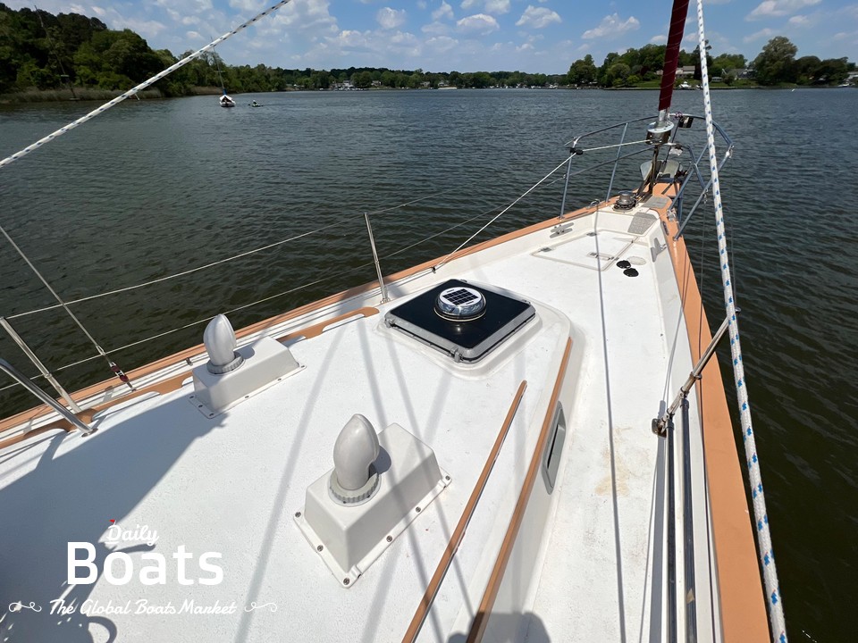 1985 Pearson 422 for sale. View price, photos and Buy 1985 Pearson 422 ...