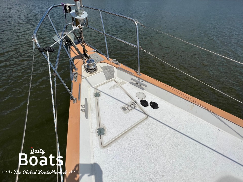 1985 Pearson 422 for sale. View price, photos and Buy 1985 Pearson 422 ...